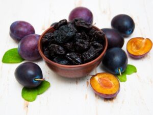 Difference Between Dates And Prunes - Grocery Store Dive